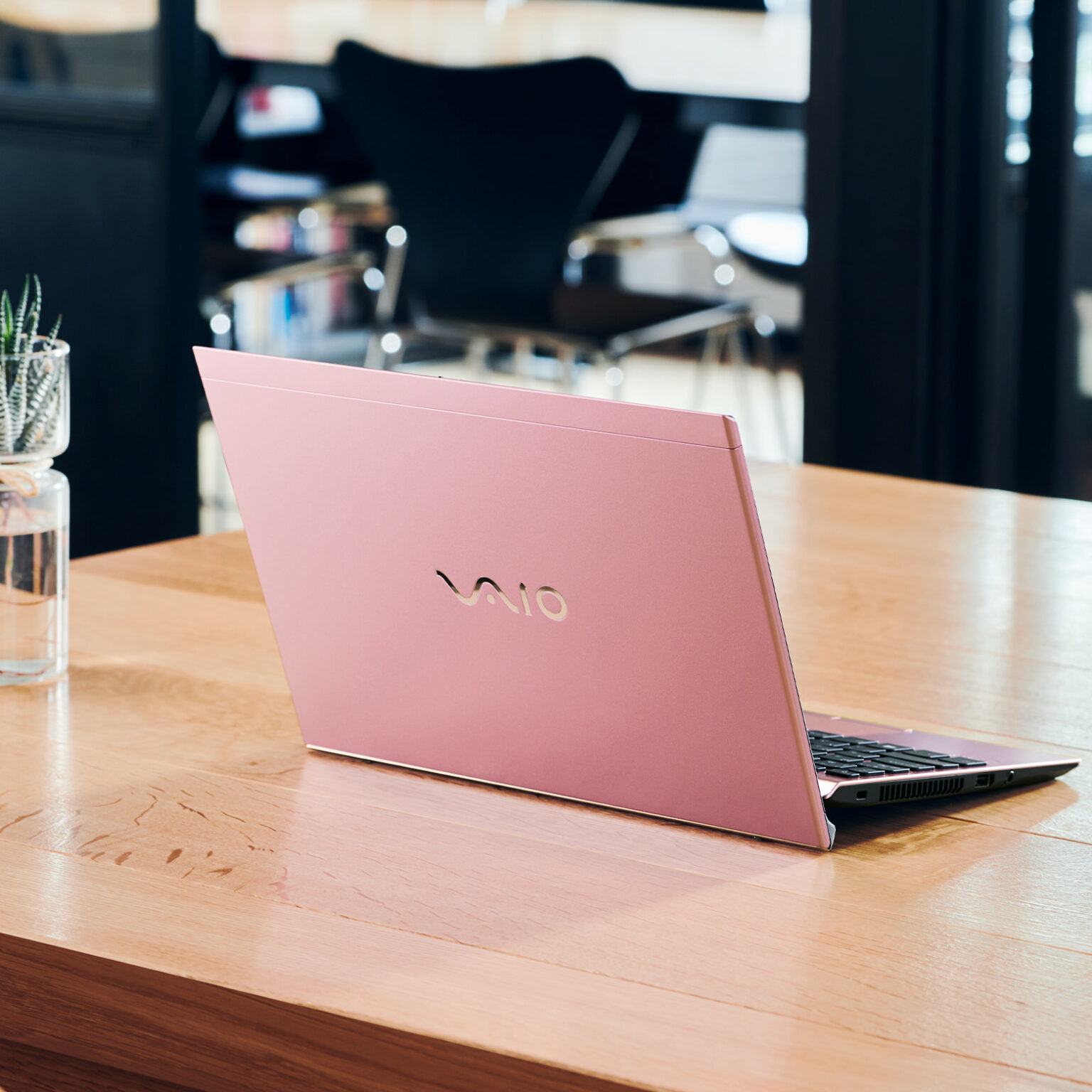 「自分らしさ」がきっと見つかる！VAIO COLOR COLLECTION - VAIO公式サイト